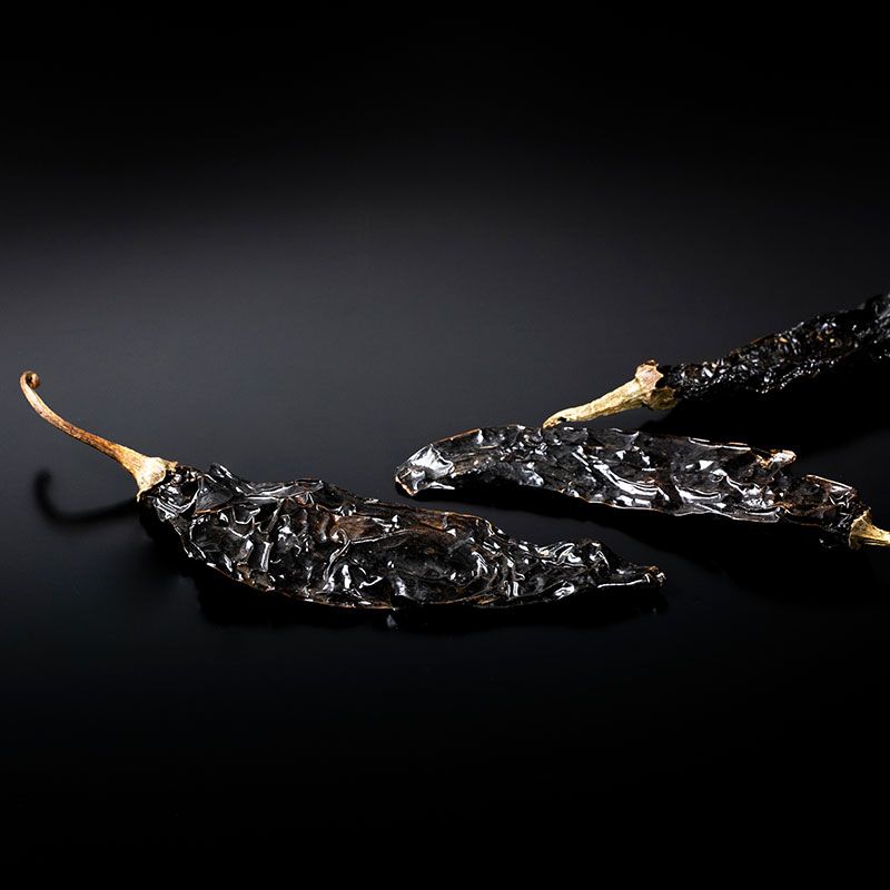 Dried Pasilla negro chili pepper - Le Comptoir des Poivres