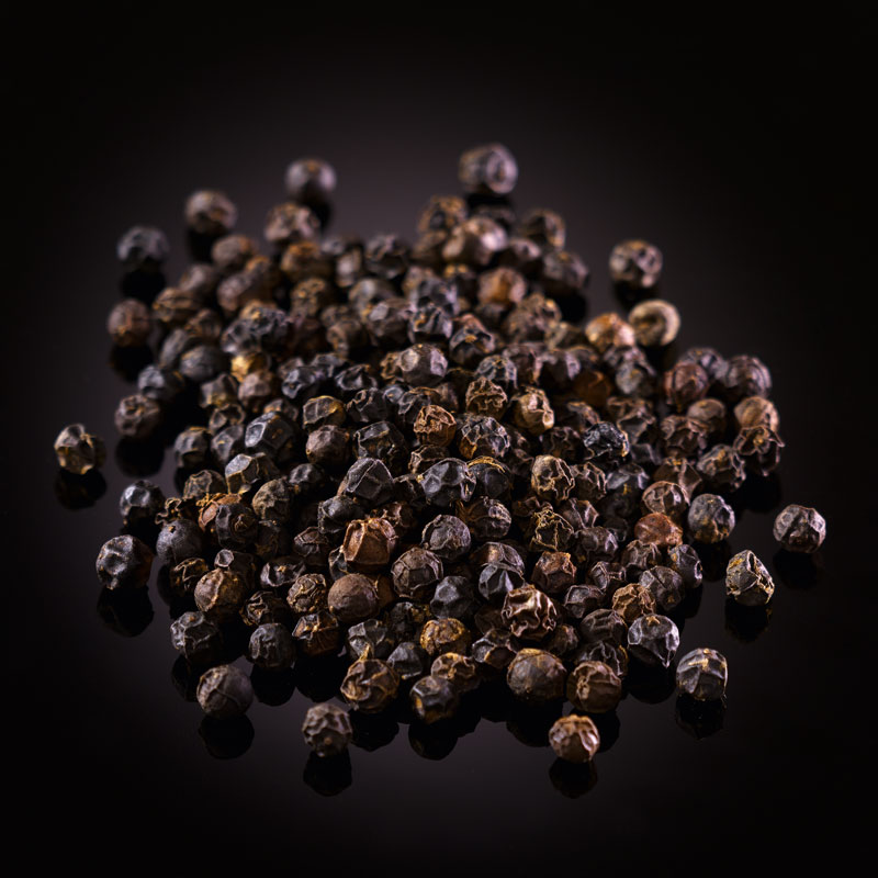 Black pepper Black peppercorns from Madagascar - Le Comptoir des po...